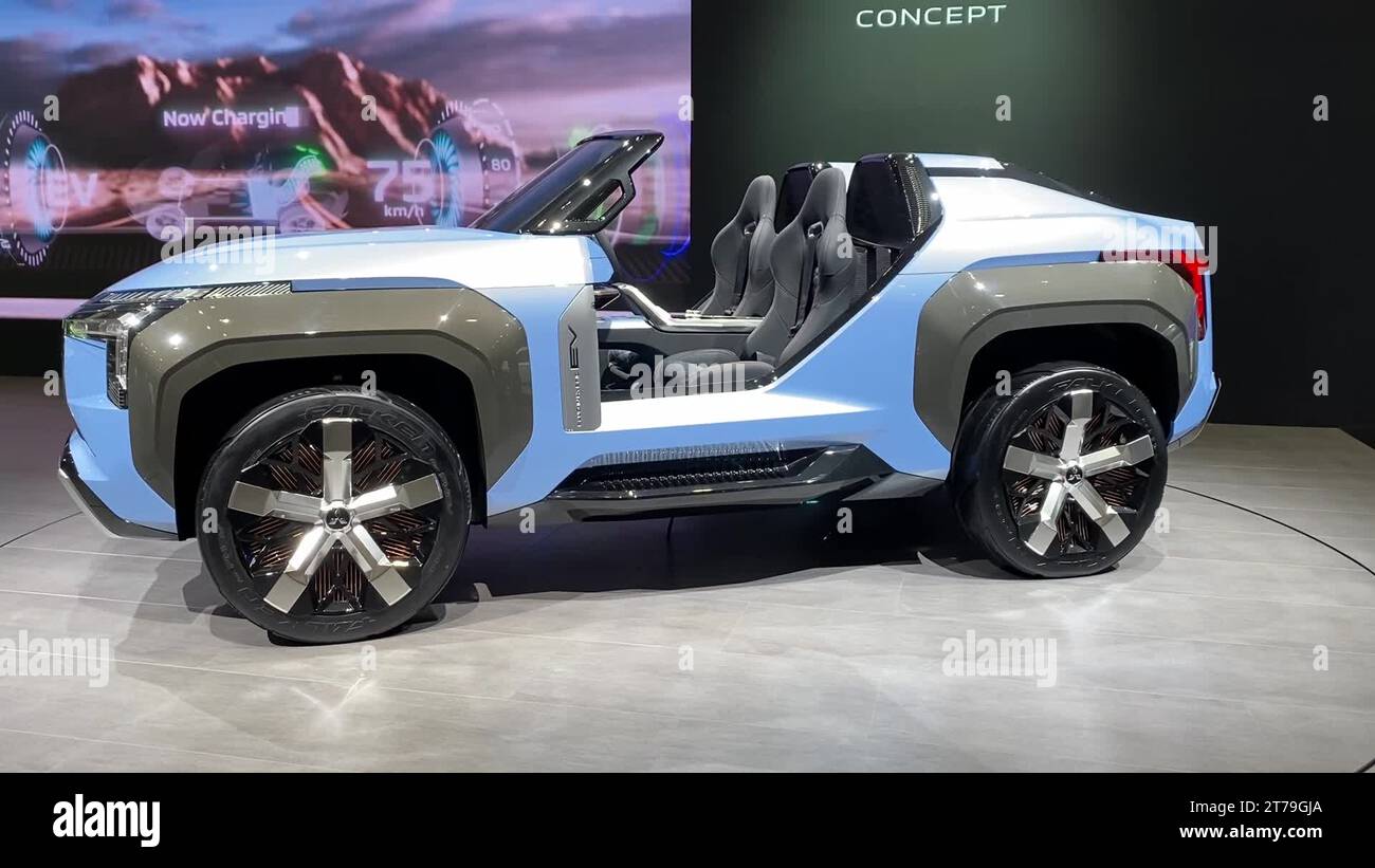 Car unveiled Stock Videos & Footage - HD and 4K Video Clips - Alamy