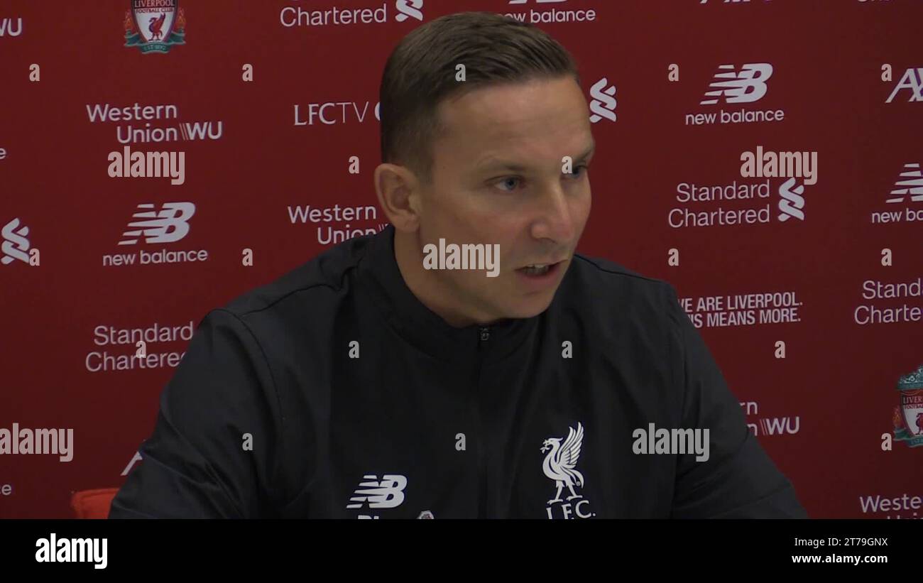 Liverpool to keep faith in Caoimhin Kelleher for Carabao Cup clash with Arsenal Stock Video ...