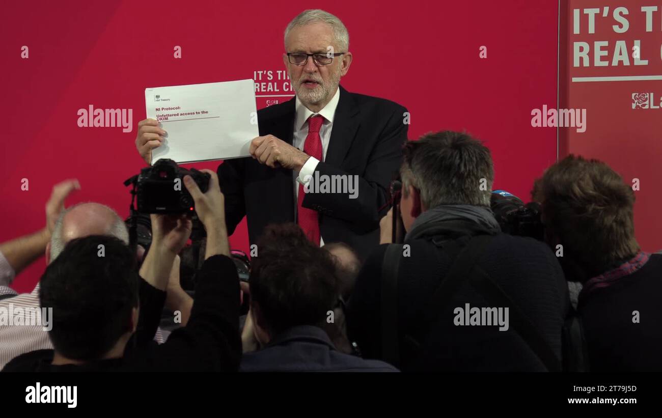 Customs checks Stock Videos & Footage - HD and 4K Video Clips - Alamy