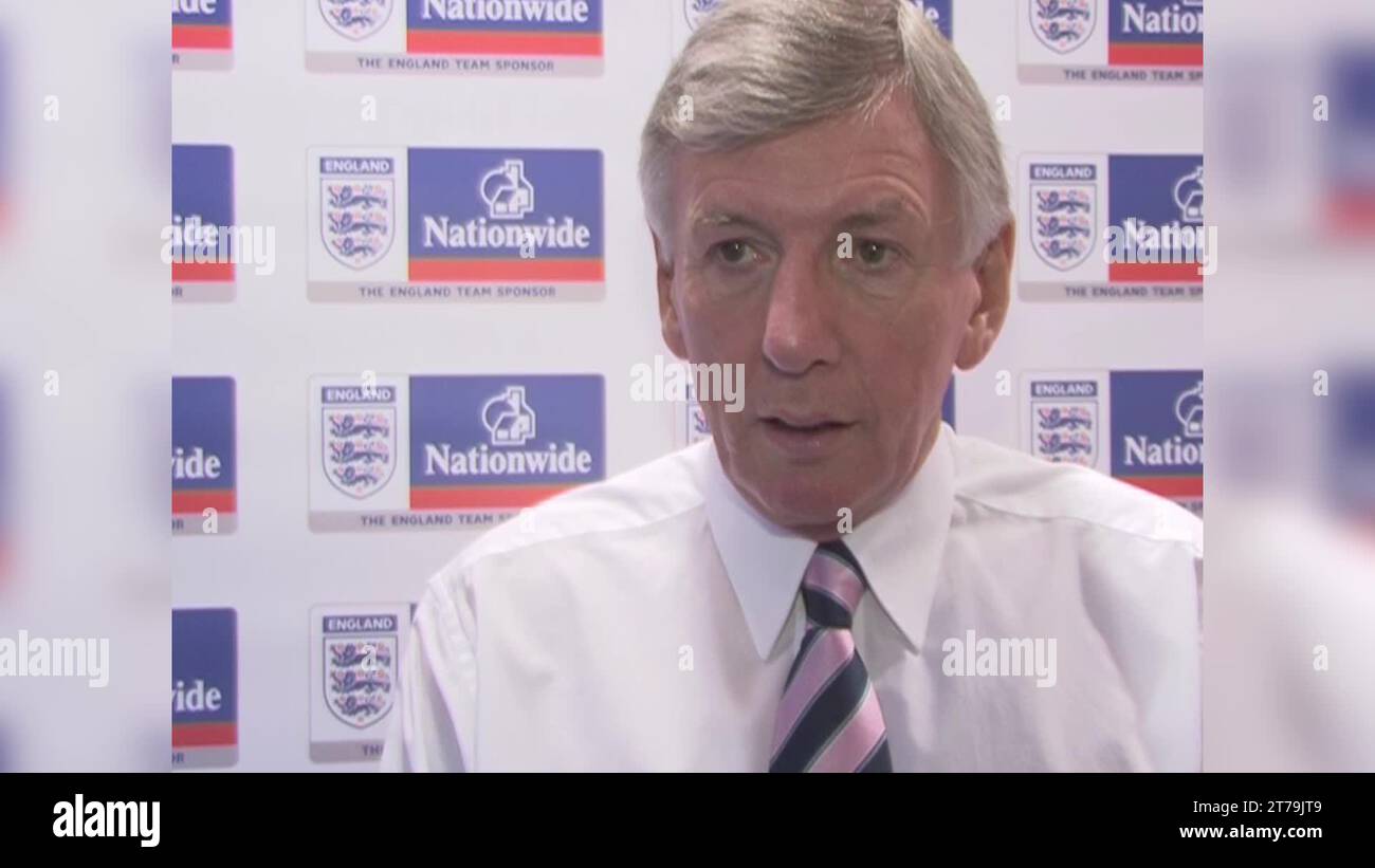 Martin peters 1966 Stock Videos & Footage - HD and 4K Video Clips - Alamy