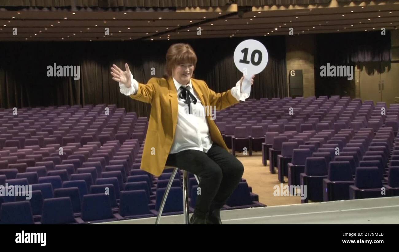 Britain's got talent stage Stock Videos & Footage - HD and 4K Video ...