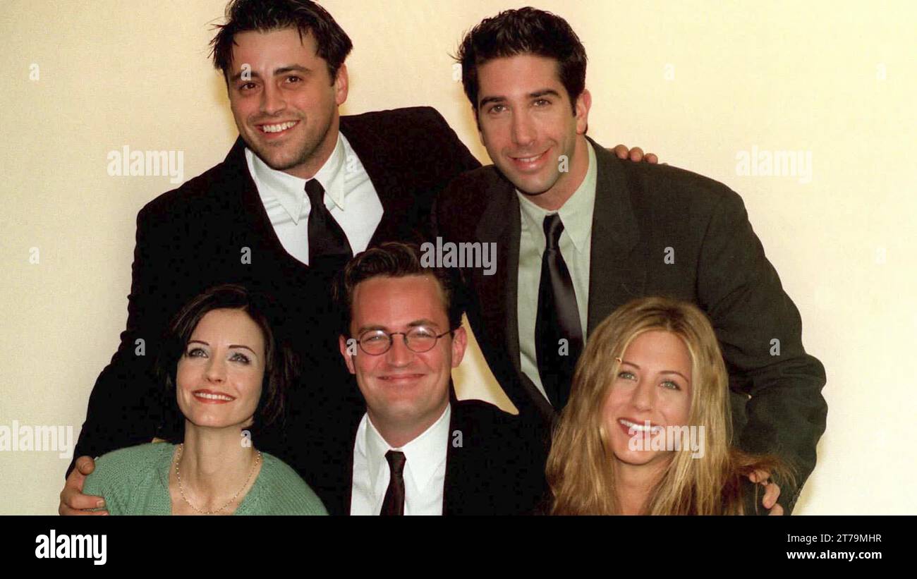 Friends jennifer aniston lisa kudrow Stock Videos & Footage - HD and 4K ...