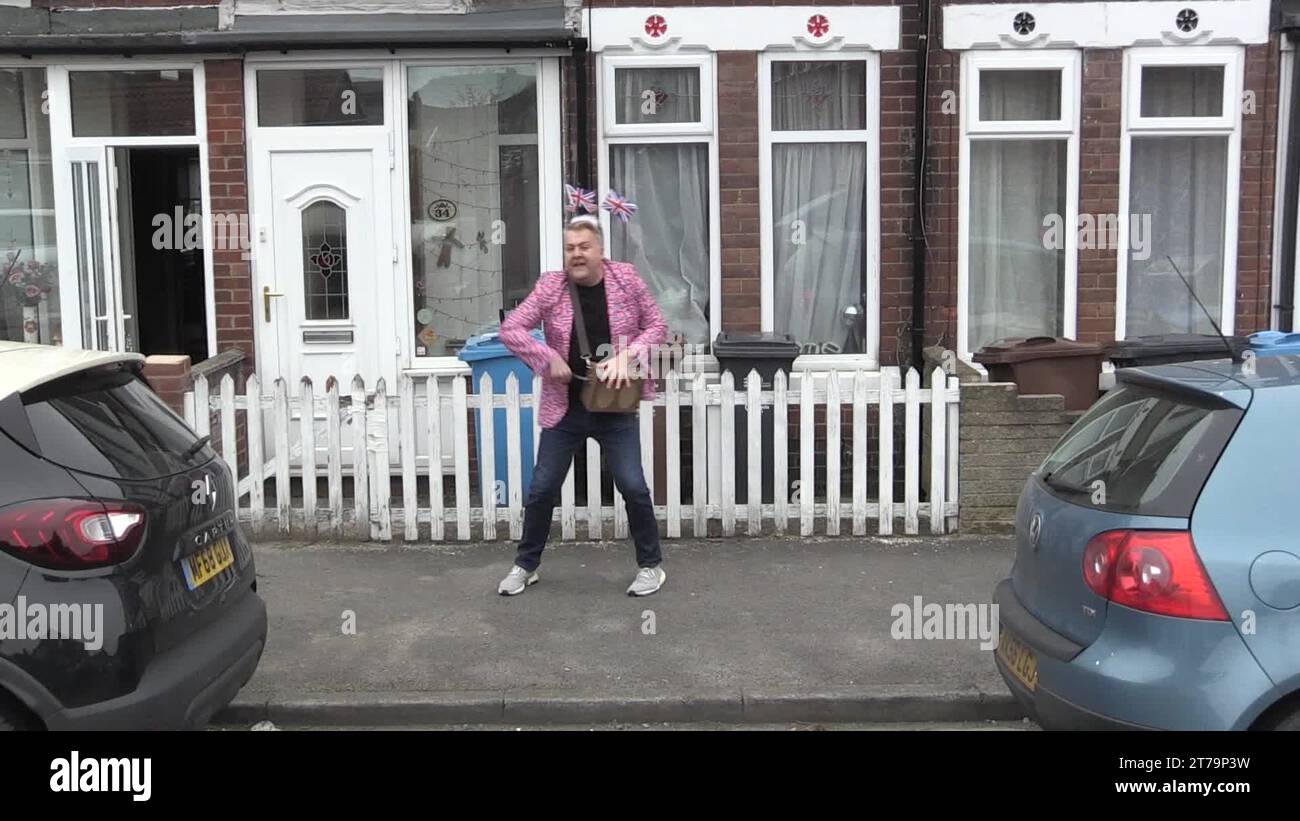 Andy hull Stock Videos & Footage - HD and 4K Video Clips - Alamy