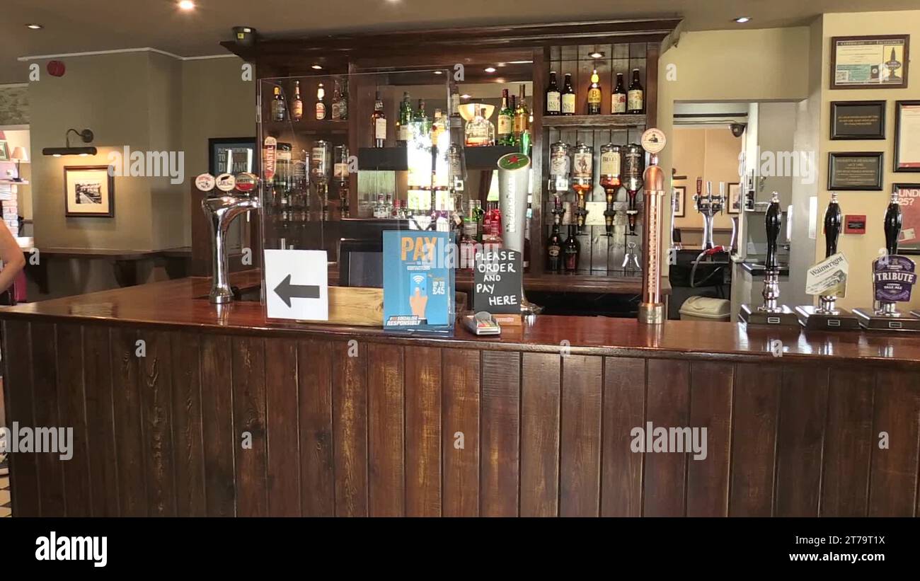 England pubs reopen Stock Videos & Footage - HD and 4K Video Clips - Alamy