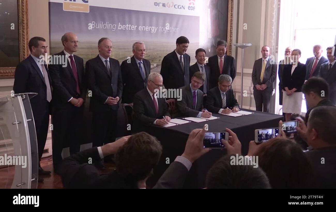 Signing ceremony Stock Videos & Footage - HD and 4K Video Clips - Alamy