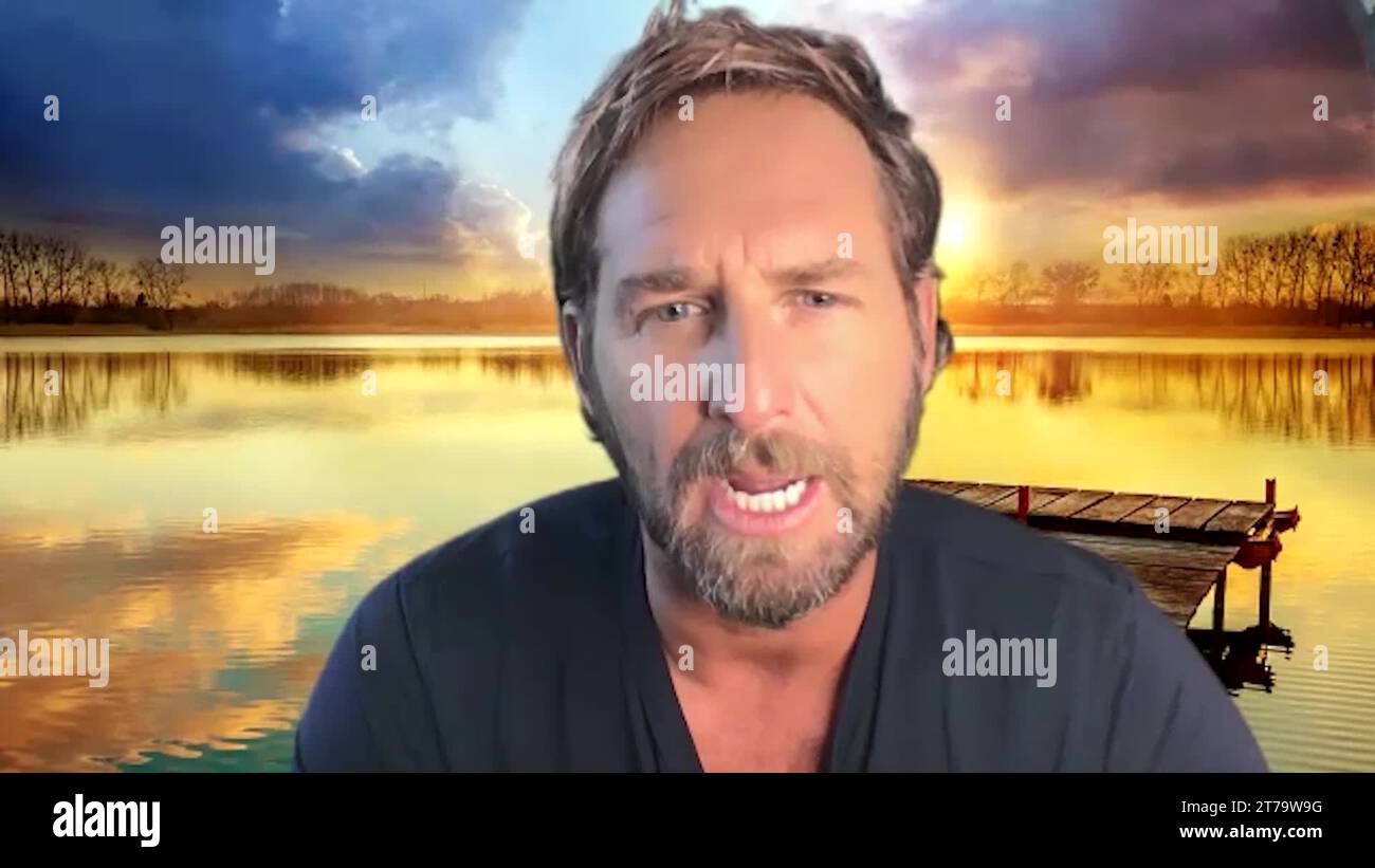 Josh Lucas On Reuniting With Sweet Home Alabama Director Almost 20 Years Later Stock Video