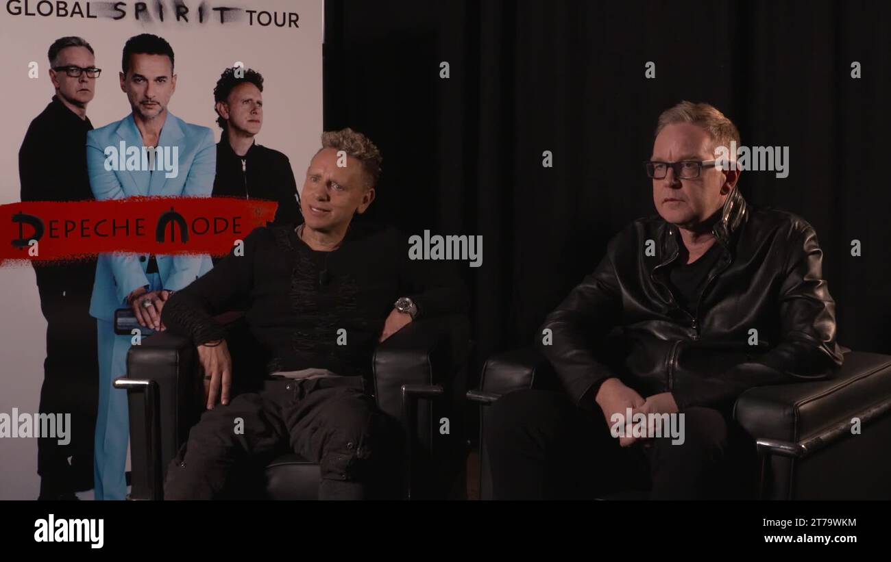 Stadium gig Stock Videos & Footage - HD and 4K Video Clips - Alamy