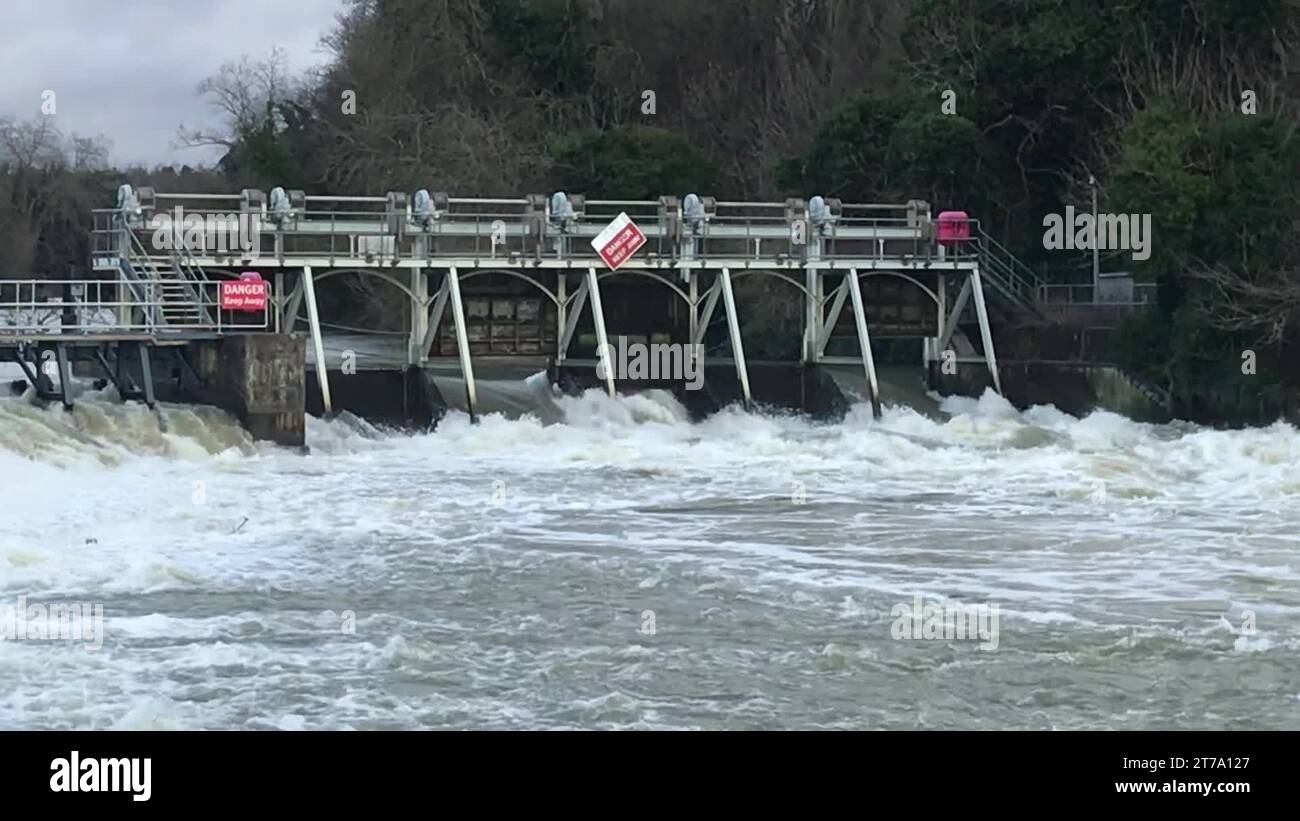 Thames water berkshire Stock Videos & Footage - HD and 4K Video Clips ...
