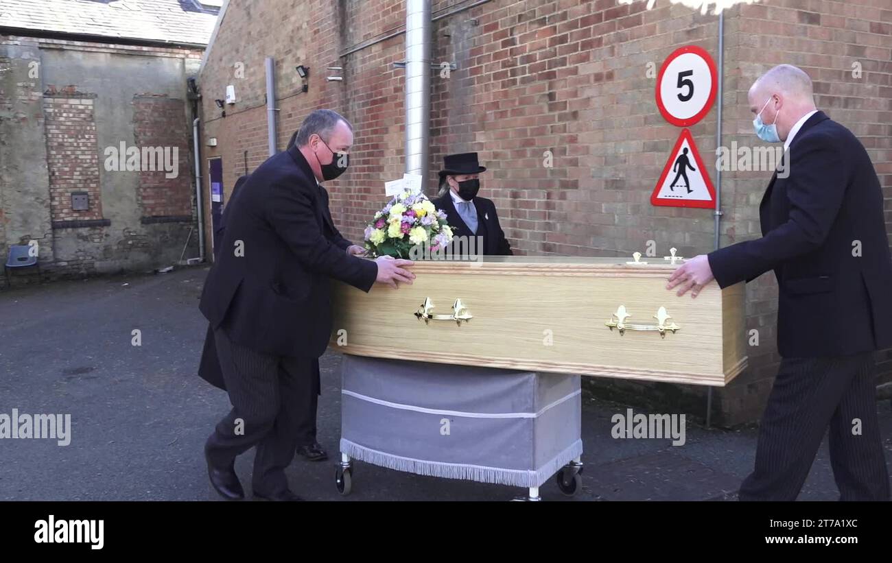 Funeral staff Stock Videos & Footage - HD and 4K Video Clips - Alamy