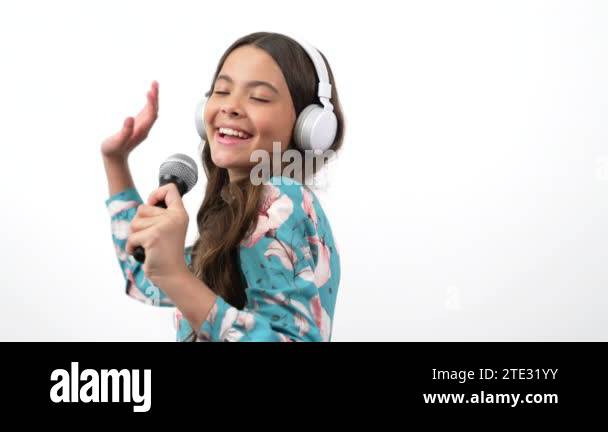 Kid imagine Stock Videos & Footage - HD and 4K Video Clips - Alamy