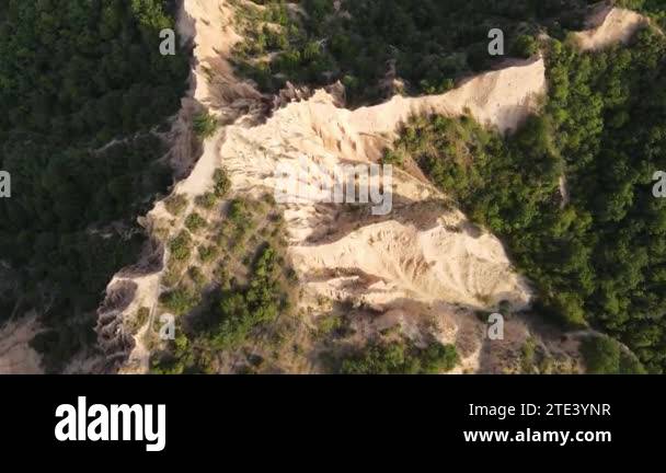 Krapets bulgaria Stock Videos & Footage - HD and 4K Video Clips - Alamy