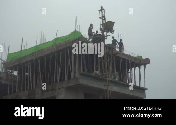 Howrah, West Bengal, India - 12th September 2021 : Casting of roof top ...