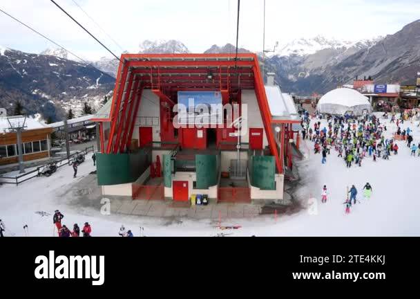 Bormio ski Stock Videos & Footage - HD and 4K Video Clips - Alamy