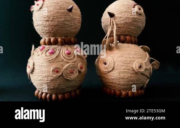 Jute crafts Stock Videos & Footage - HD and 4K Video Clips - Alamy