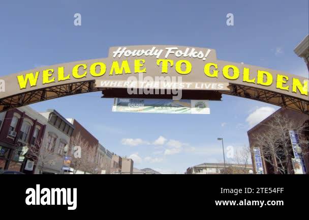 Golden welcome sign Stock Videos & Footage - HD and 4K Video Clips - Alamy