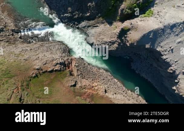 Column form Stock Videos & Footage - HD and 4K Video Clips - Alamy