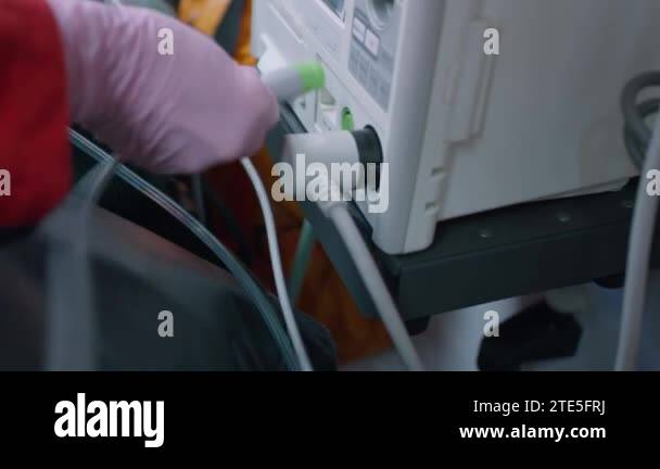 Life support machine Stock Videos & Footage - HD and 4K Video Clips - Alamy