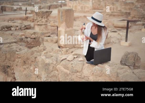 Archaeological Digging Site Discivery: Beautiful Female Archaeologist ...