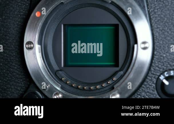 Mechanic shutter Stock Videos & Footage - HD and 4K Video Clips - Alamy