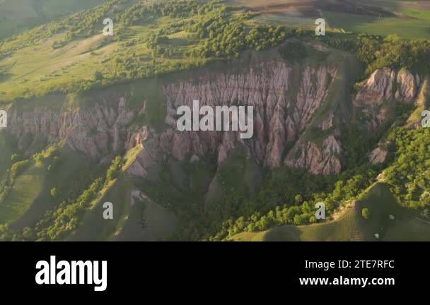 Geologic tilting Stock Videos & Footage - HD and 4K Video Clips - Alamy