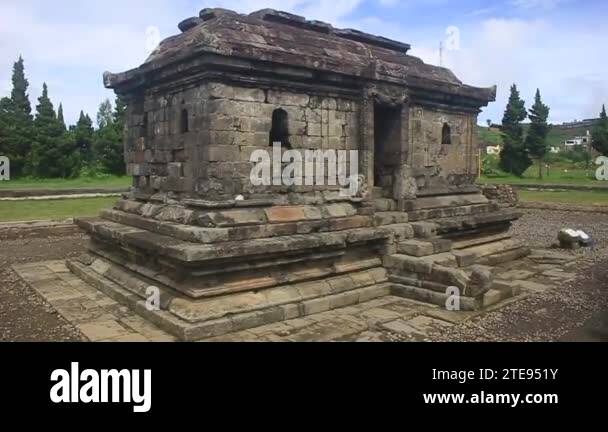 Holiday with wonderful Indonesia, Semar Temple in Dieng Temple Complex ...