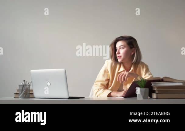 Boring woman Stock Videos & Footage - HD and 4K Video Clips - Alamy