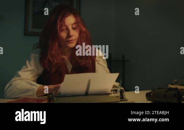Girl write letter Stock Videos & Footage - HD and 4K Video Clips - Alamy