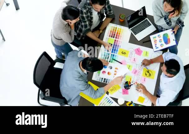 Multi Ethnics Teamwork Collaboration Team Meeting Communication concept in Businesspeople ...