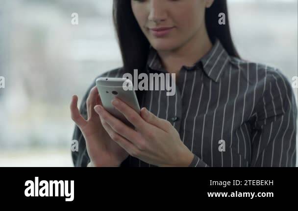 Tapping the screen Stock Videos & Footage - HD and 4K Video Clips - Alamy