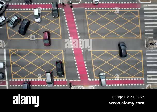 Famous intersection between Reboucas avenue and Brazil avenue at ...