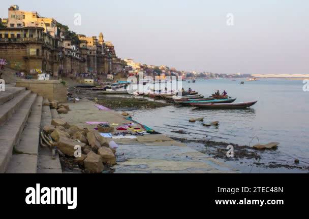 Varanasi city life Stock Videos & Footage - HD and 4K Video Clips - Alamy