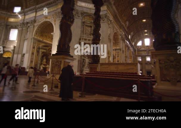 Bernini's baldacchino Stock Videos & Footage - HD and 4K Video Clips ...