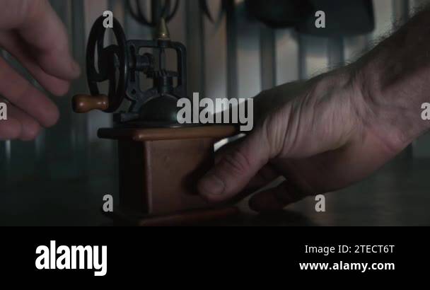 Retract mechanism Stock Videos & Footage - HD and 4K Video Clips - Alamy
