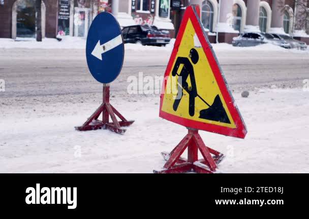 Freezing weather warning sign Stock Videos & Footage - HD and 4K Video ...