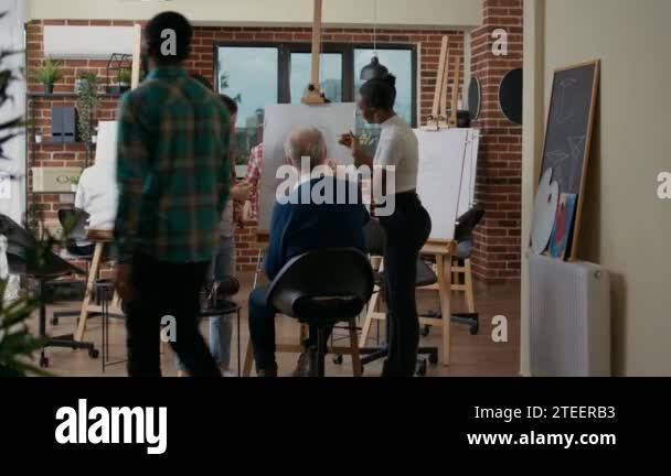 Drawing people canvas Stock Videos & Footage - HD and 4K Video Clips ...