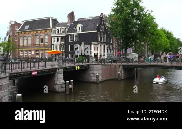 Canal crossing Stock Videos & Footage - HD and 4K Video Clips - Alamy