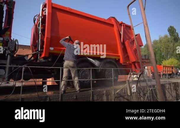 Garbage man truck Stock Videos & Footage - HD and 4K Video Clips - Alamy