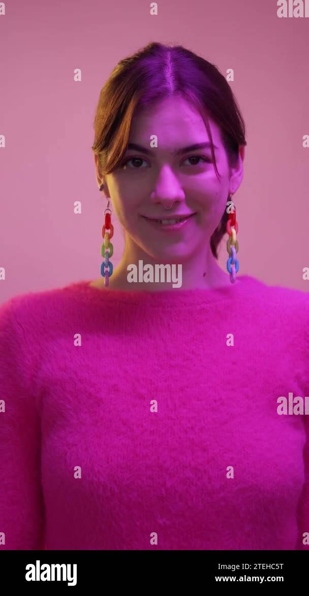 90s studio Stock Videos & Footage - HD and 4K Video Clips - Alamy