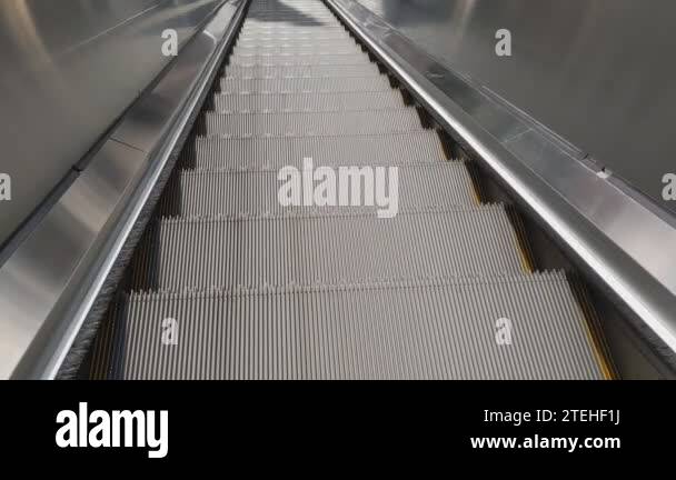 Elevator mechanism Stock Videos & Footage - HD and 4K Video Clips - Alamy