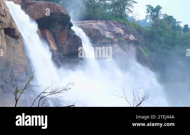 Waterfall kerala Stock Videos & Footage - HD and 4K Video Clips - Alamy