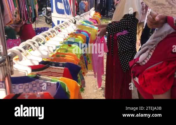 Less focused Stock Videos & Footage - HD and 4K Video Clips - Alamy