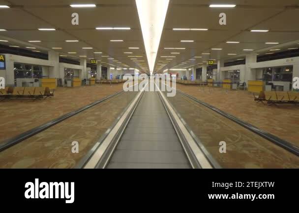 Dynamic moving walkway Stock Videos & Footage - HD and 4K Video Clips ...