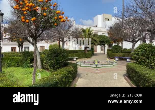 Plaza de santa maria Stock Videos & Footage - HD and 4K Video Clips - Alamy