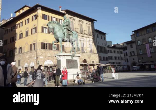 Statue of cosimo i de medici Stock Videos & Footage - HD and 4K Video ...