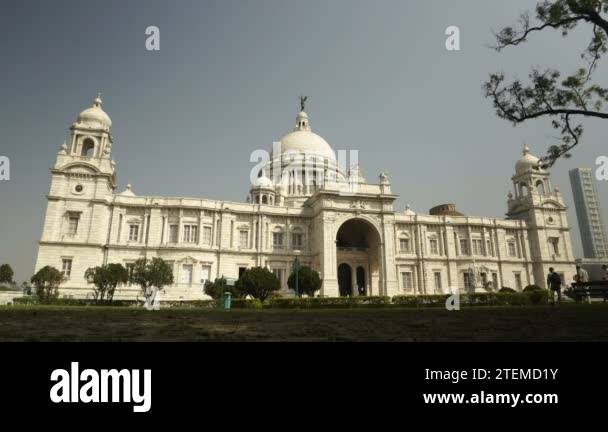 Video timelapse of Victoria Memorial, a large marble building in ...