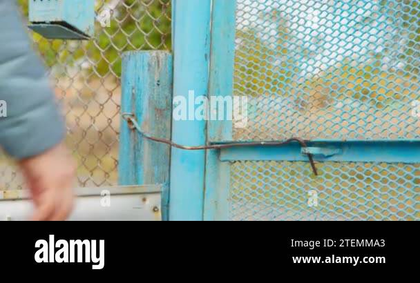 Private back gate Stock Videos & Footage - HD and 4K Video Clips - Alamy