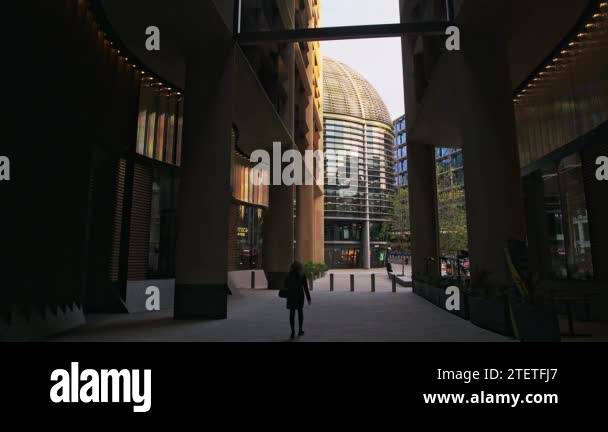 Bloomberg arcade Stock Videos & Footage - HD and 4K Video Clips - Alamy