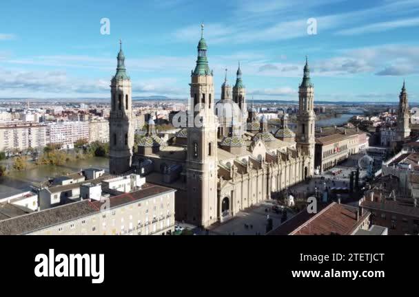 Basilica del pilar square Stock Videos & Footage - HD and 4K Video ...