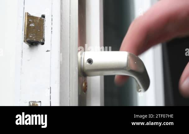 door latch, in and out. opening door and closing the door. handeling ...