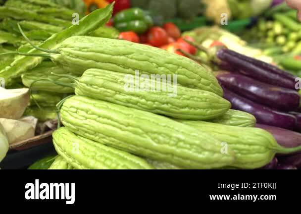 Paré Stock Videos & Footage - HD and 4K Video Clips - Alamy